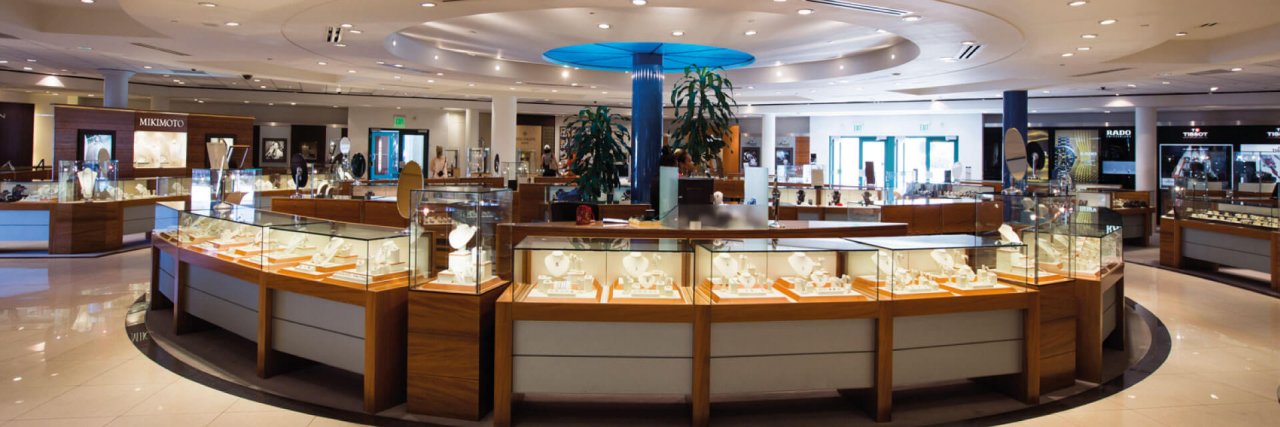 A Guide to Shopping in Grand Cayman | Kirk Freeport